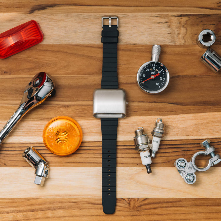 PCH Driver Jump Hour Brushed Silver Black | California Watch Co ...
